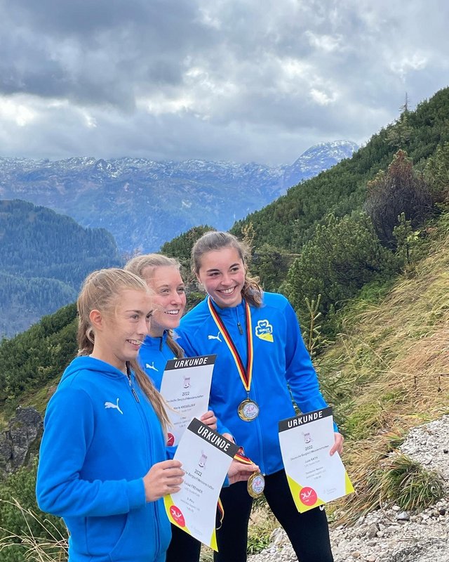 Zwei DM Titel für Julia Rath und das Team